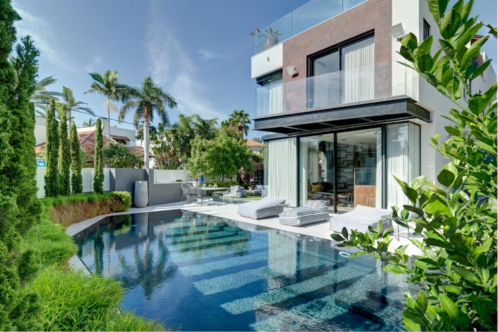 Modern house – Street 26 real estate